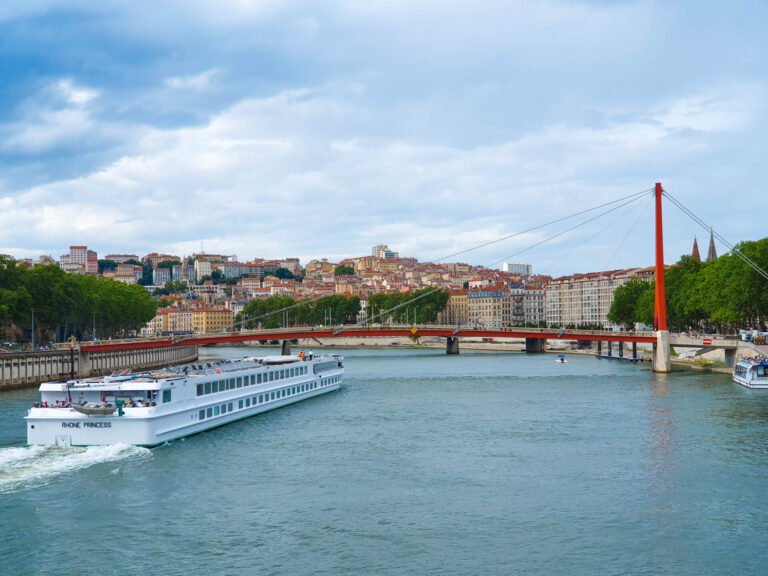 16 Best Things to Do in Lyon (Ultimate 2025 Guide)